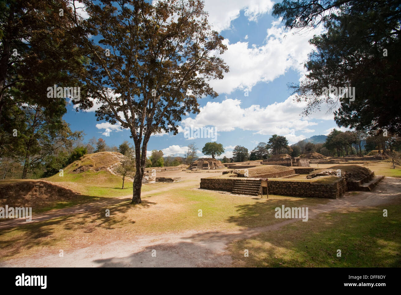 Iximche guatemala hi-res stock photography and images - Alamy