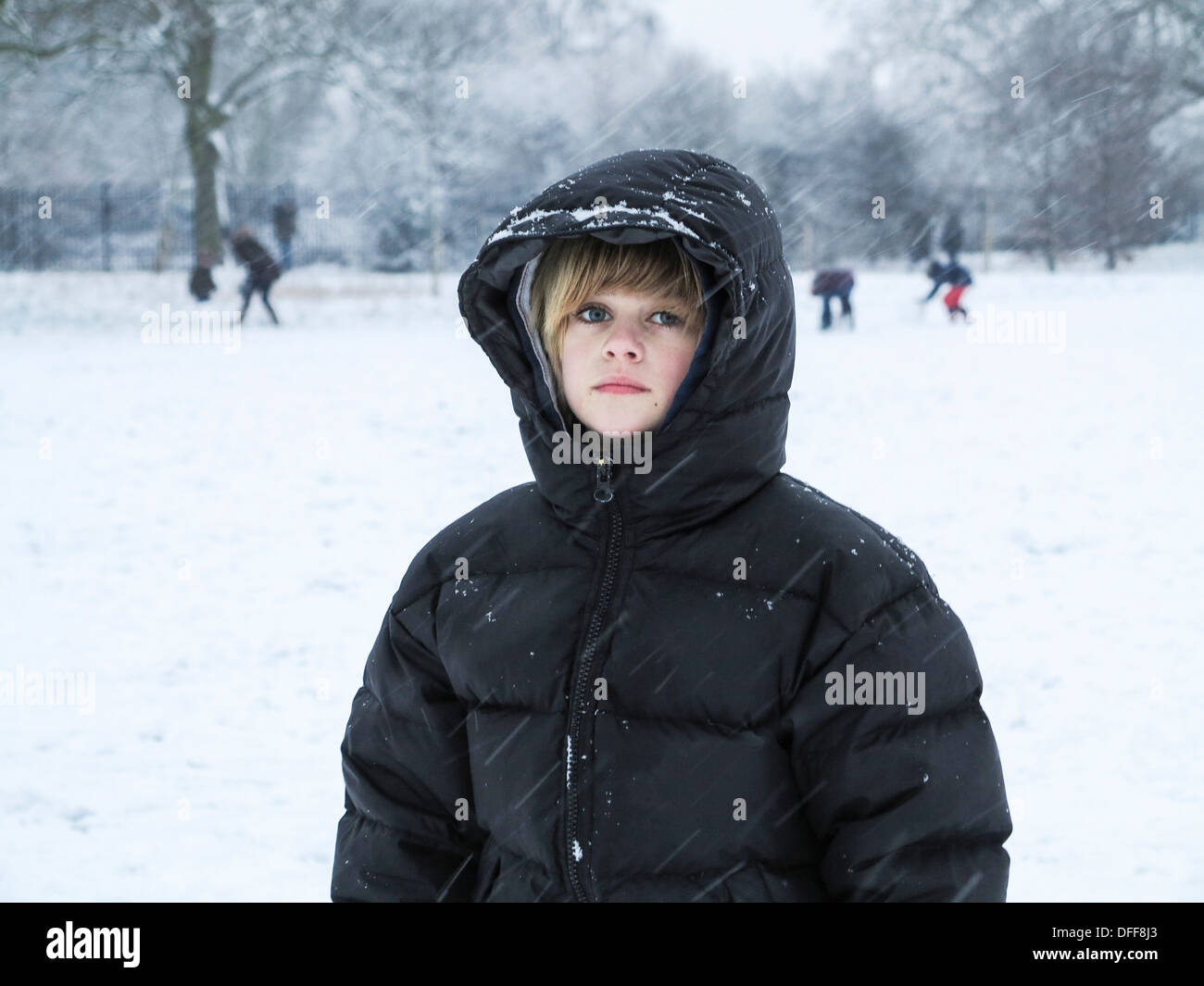 Warm weather coat hi-res stock photography and images - Alamy