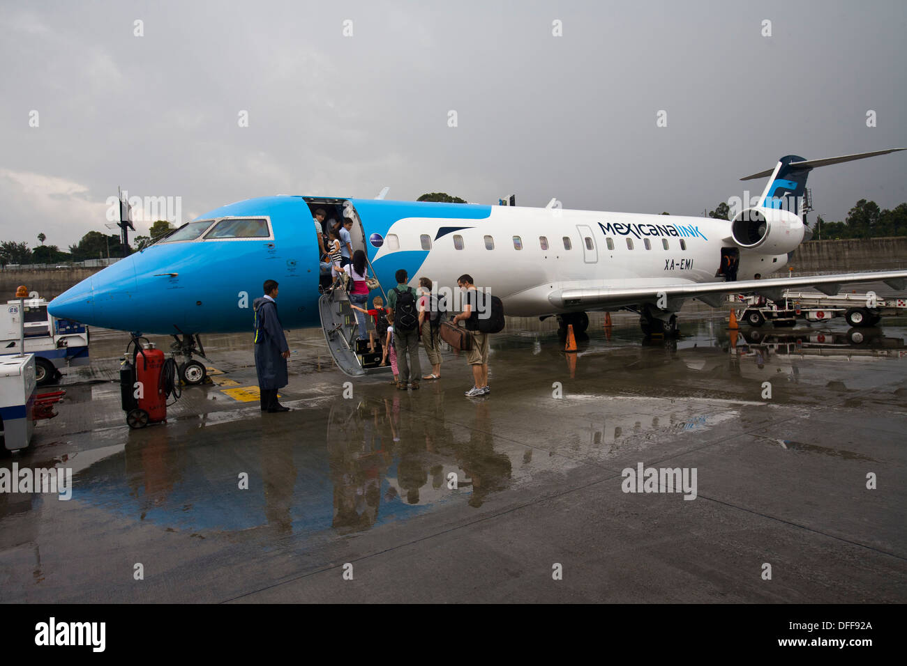 Mexican plane hi-res stock photography and images - Alamy