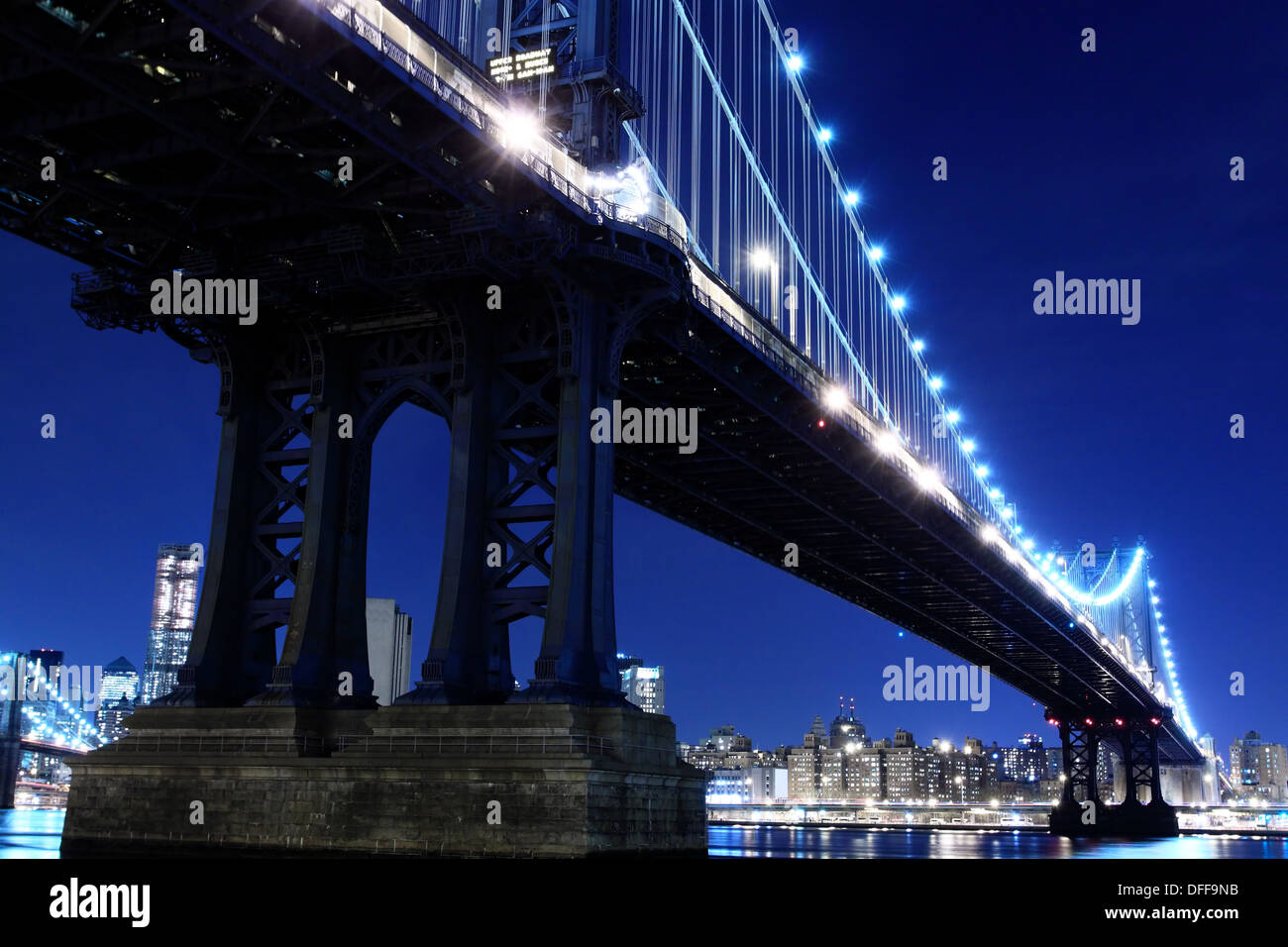 Historic new york city night hi-res stock photography and images - Alamy
