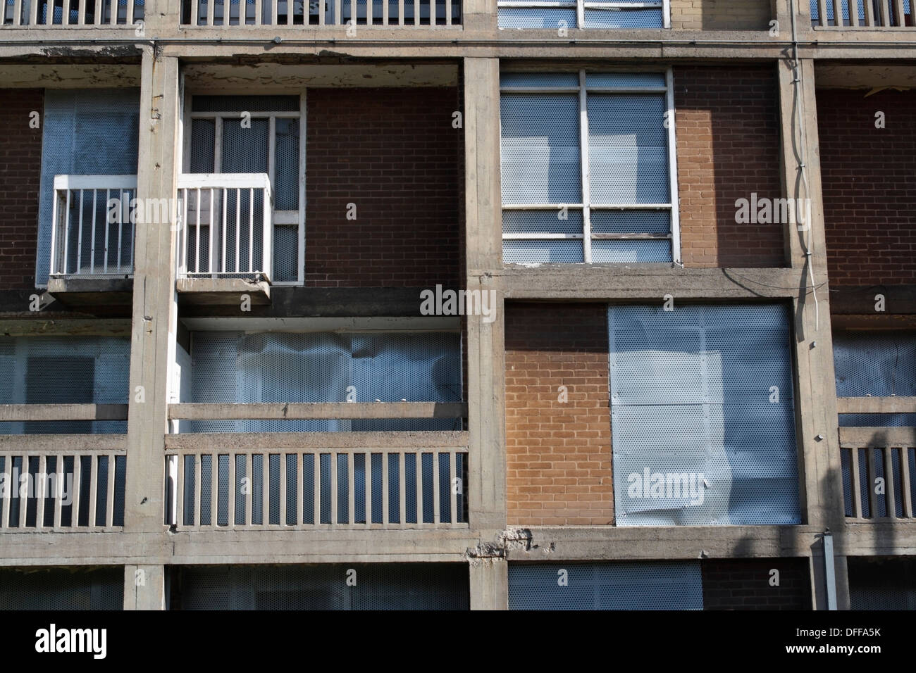 Sheffield park hill estate hi-res stock photography and images - Alamy