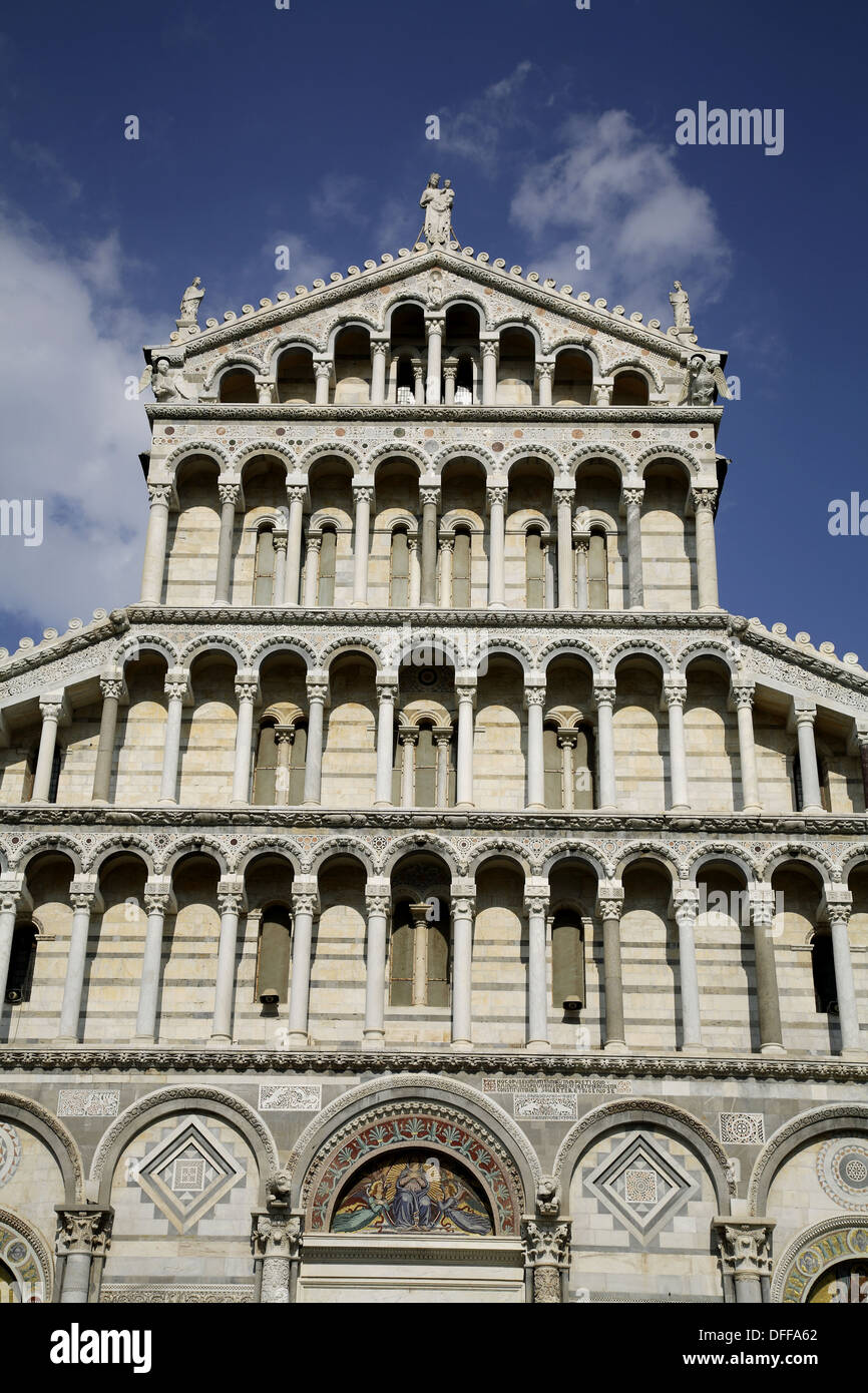 Tiers Gallery High Resolution Stock Photography and Images - Alamy