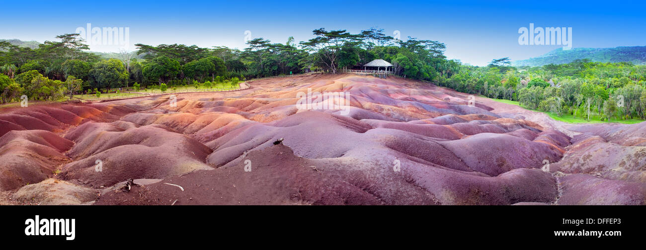 The most famous tourist place of Mauritius - earth of seven colors ...