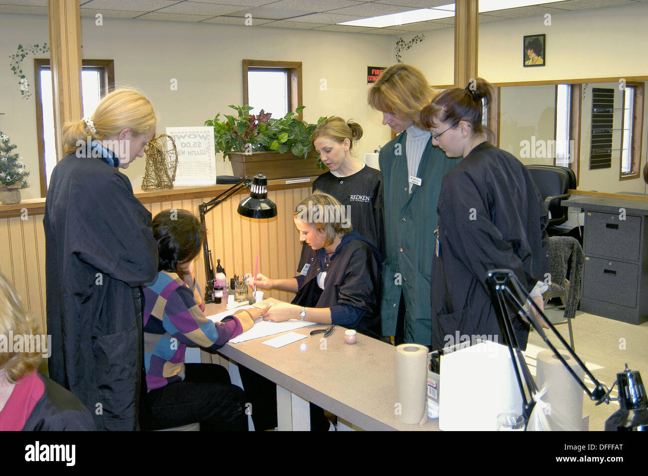 Cosmetology class hi-res stock photography and images - Alamy
