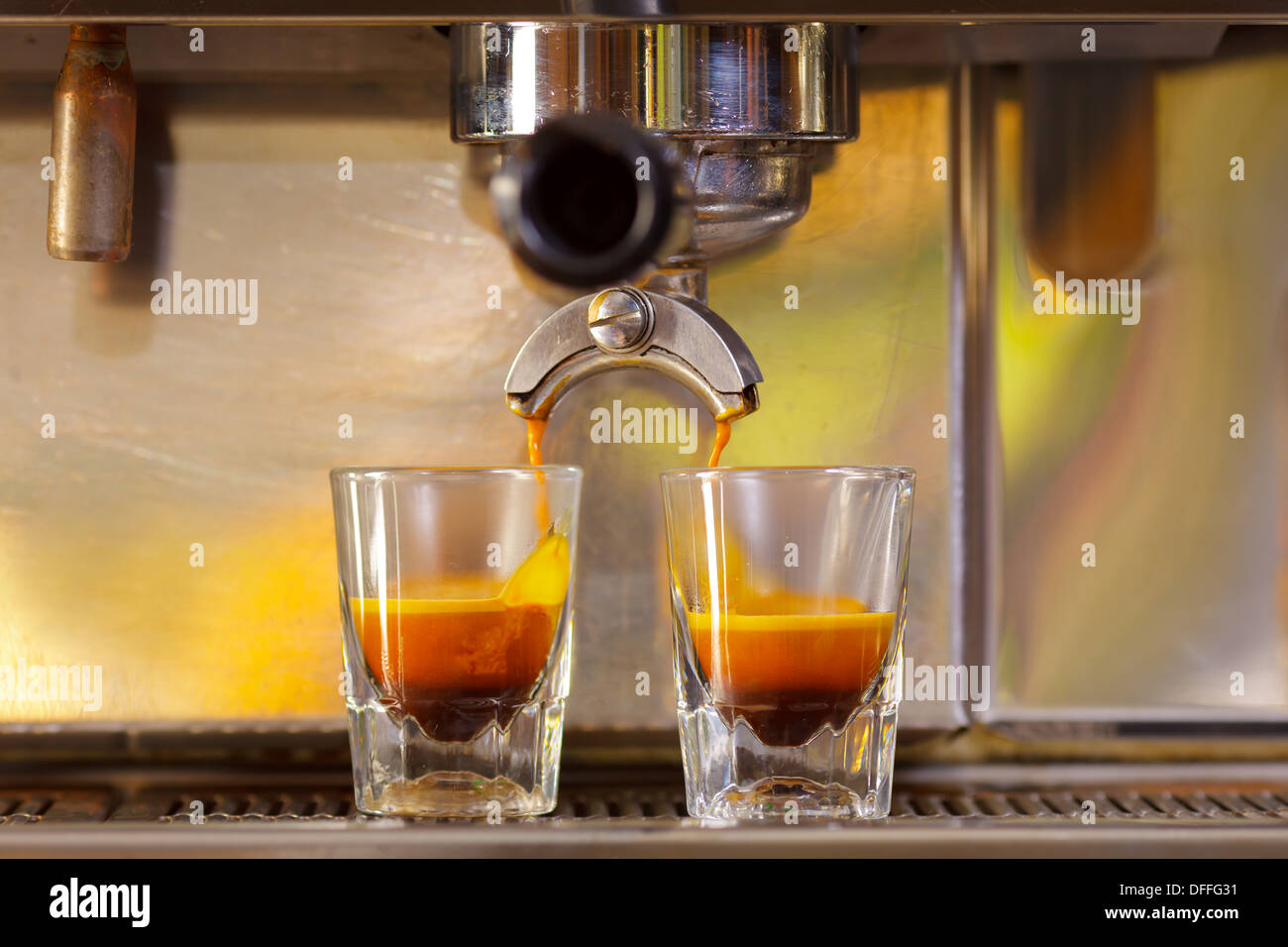 Cafe italy bar espresso barista hi-res stock photography and images - Alamy