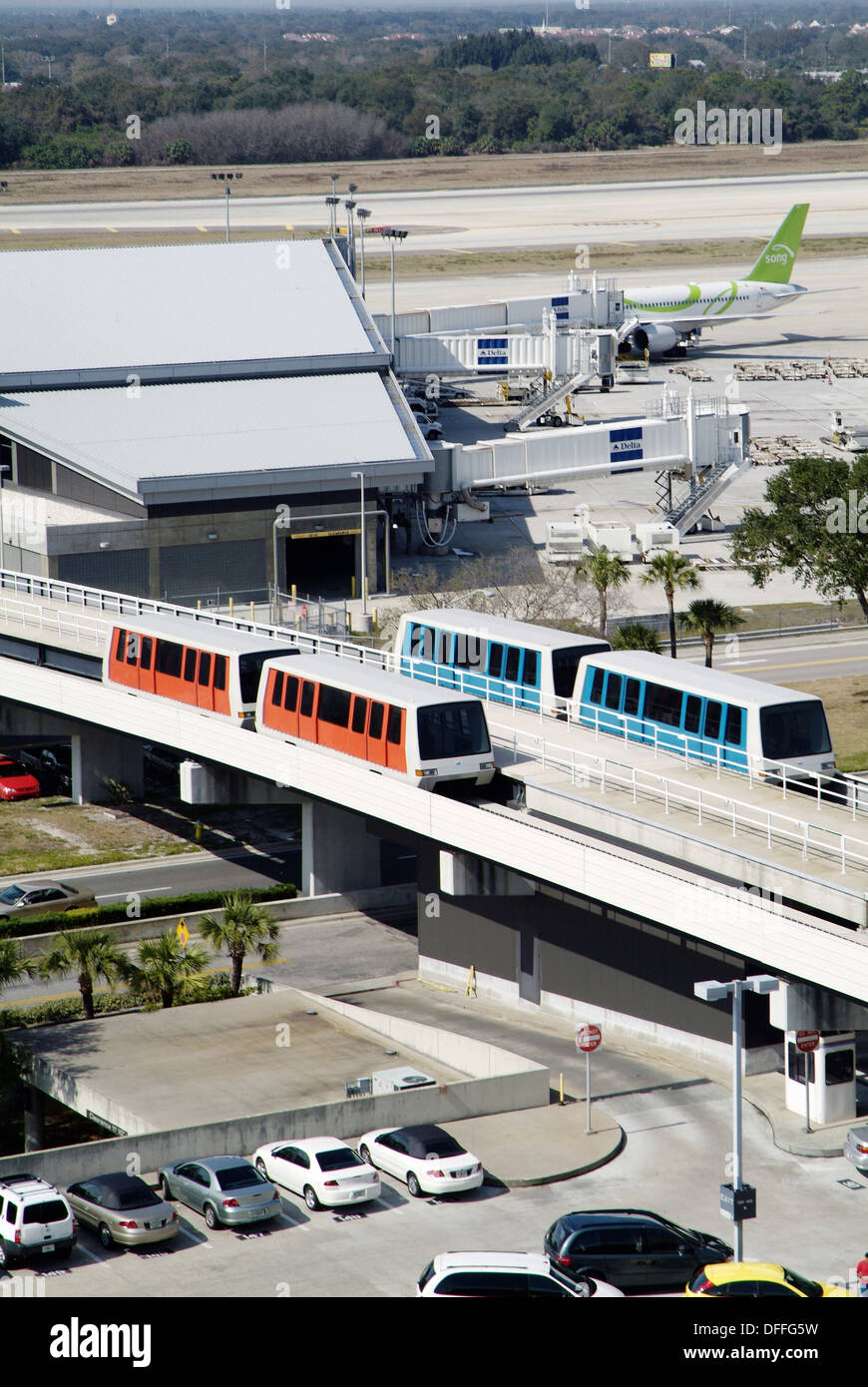 Monorail system hi-res stock photography and images - Alamy