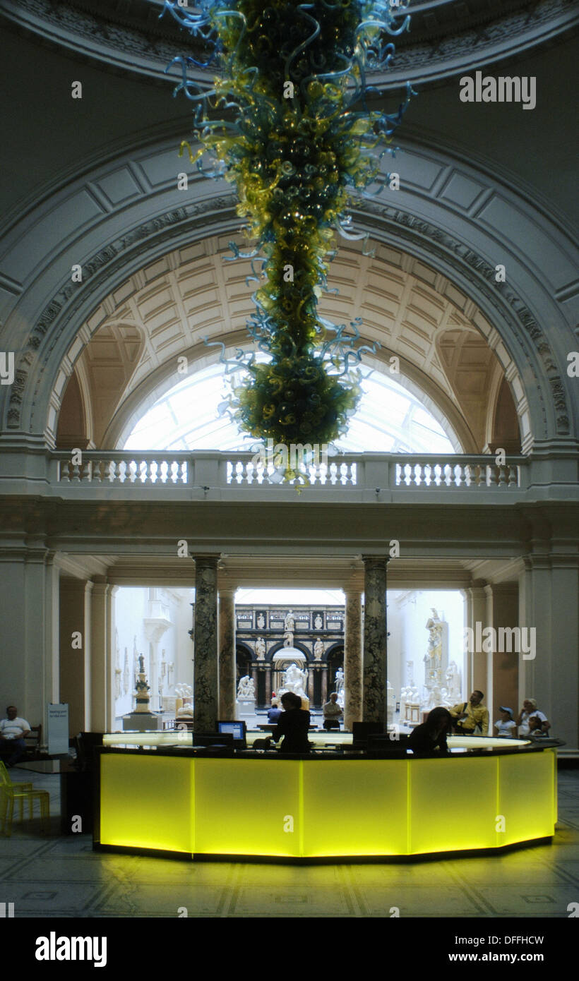Information desk england hi-res stock photography and images - Alamy