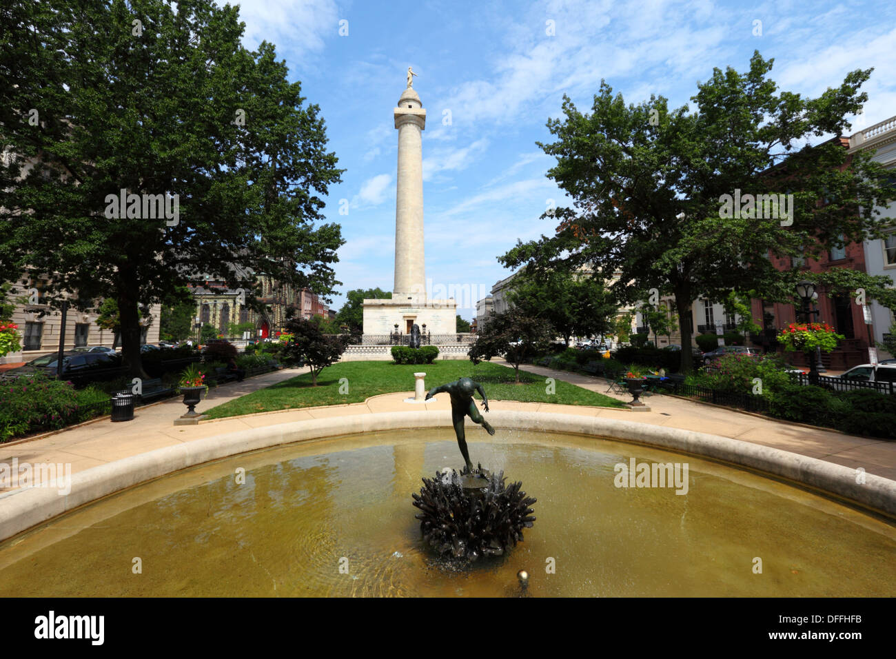 George Washington monument and fountain in West Mount Vernon Place ...