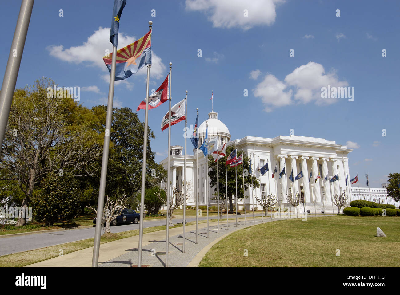 The mall flags hi-res stock photography and images - Alamy