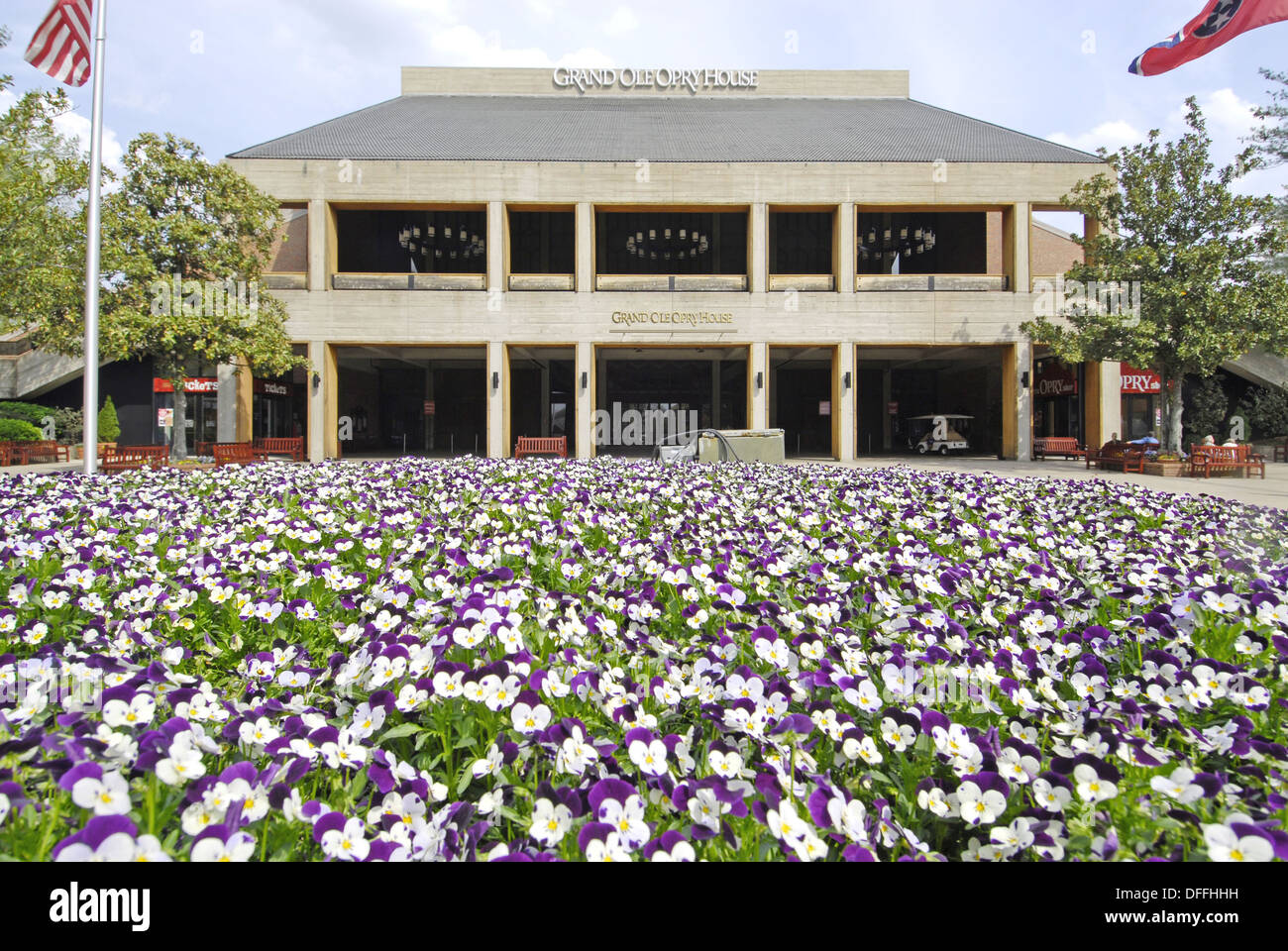 Grand Ole Opry Building High Resolution Stock Photography and Images ...