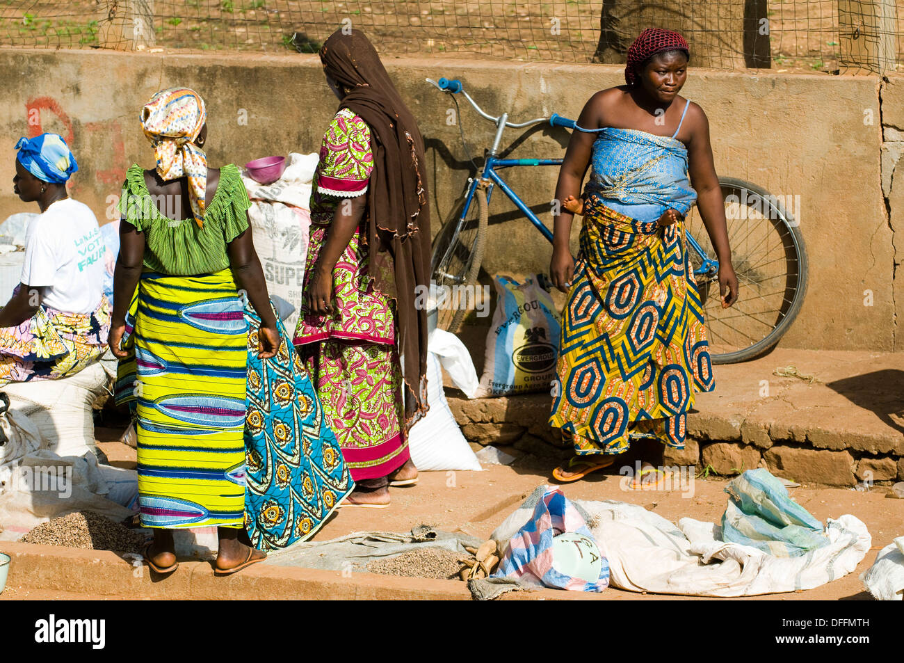 African Markets High Resolution Stock Photography and Images - Alamy