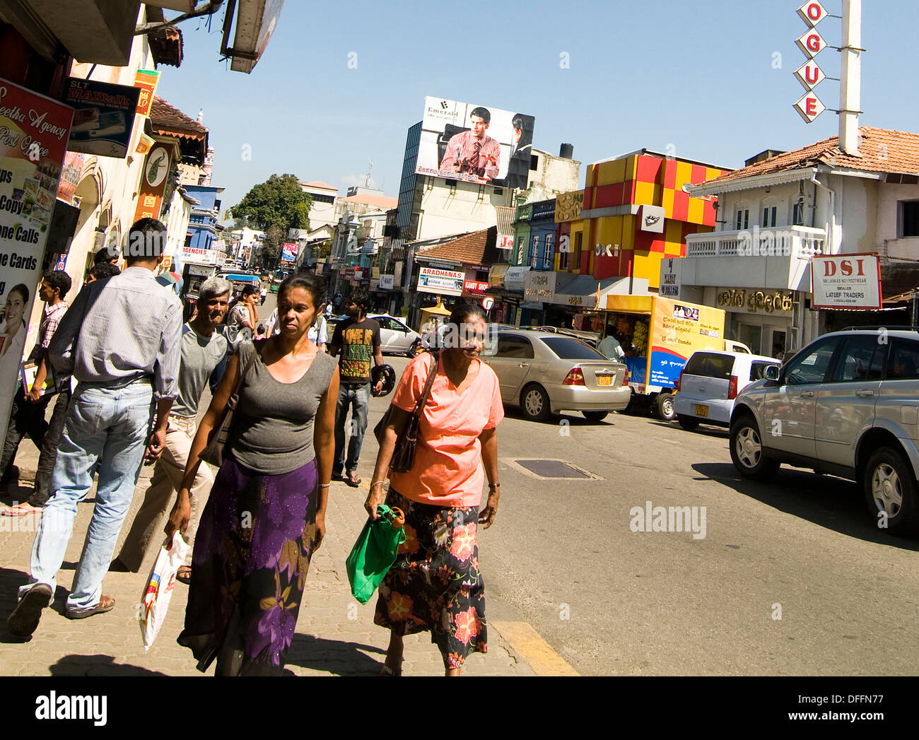 Busy shopping street in kandy hi-res stock photography and images - Alamy
