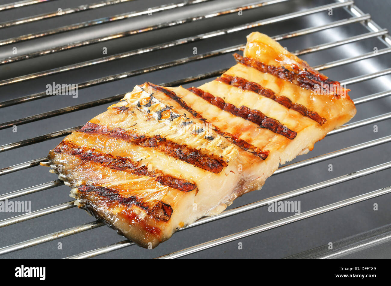 Grilled carp fillet on a grid Stock Photo - Alamy