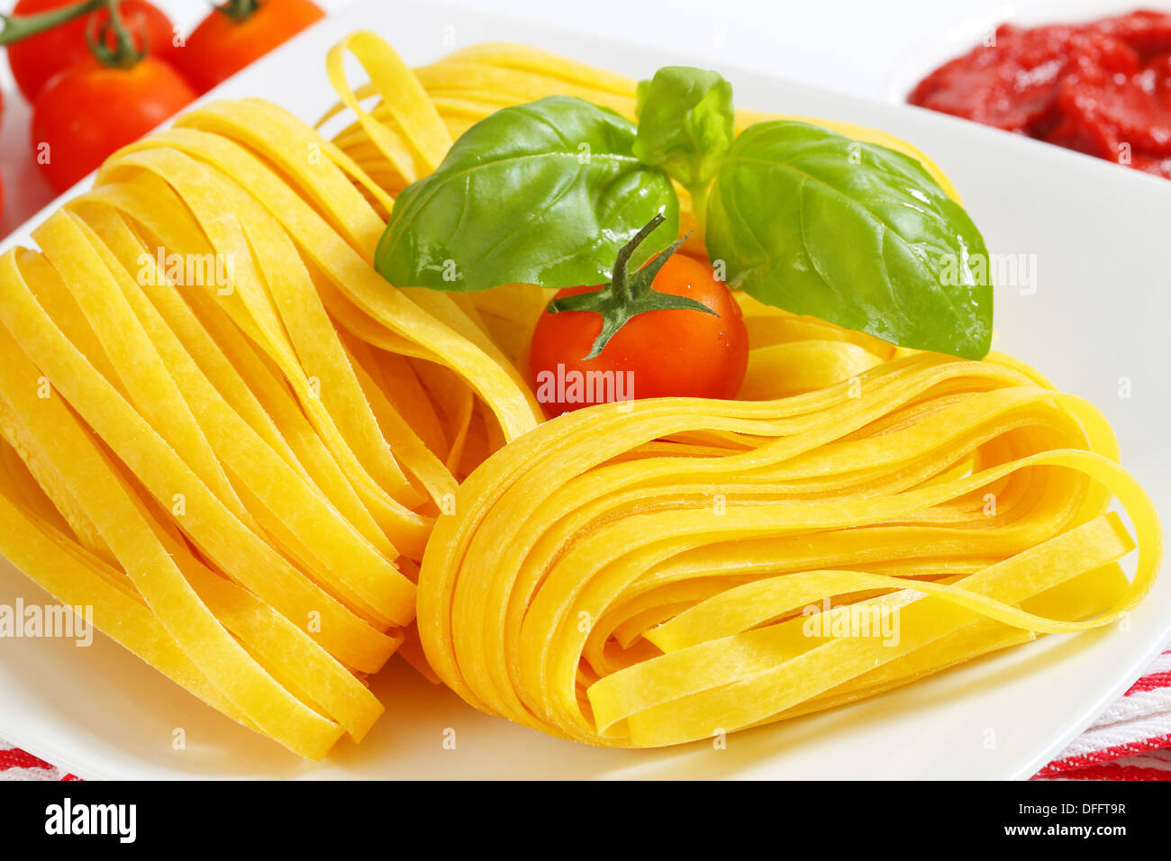 Flat pasta noodles hi-res stock photography and images - Alamy