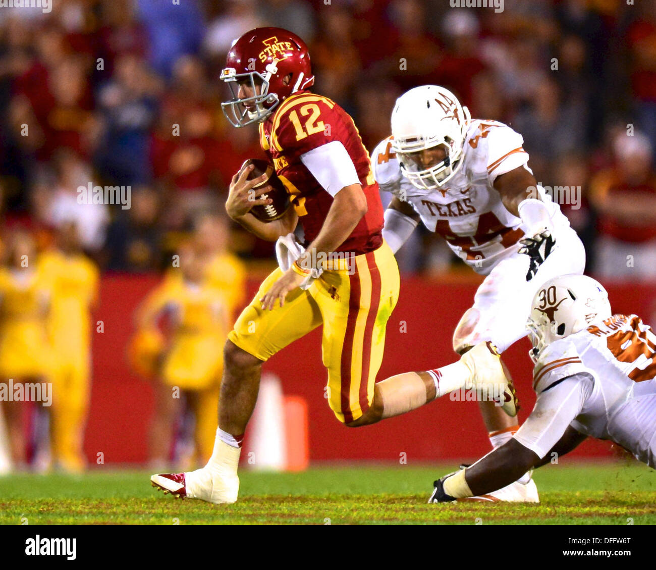 Ames, Iowa, USA. 3rd Oct, 2013. October 3rd. 2013: Iowa State QB #12 ...