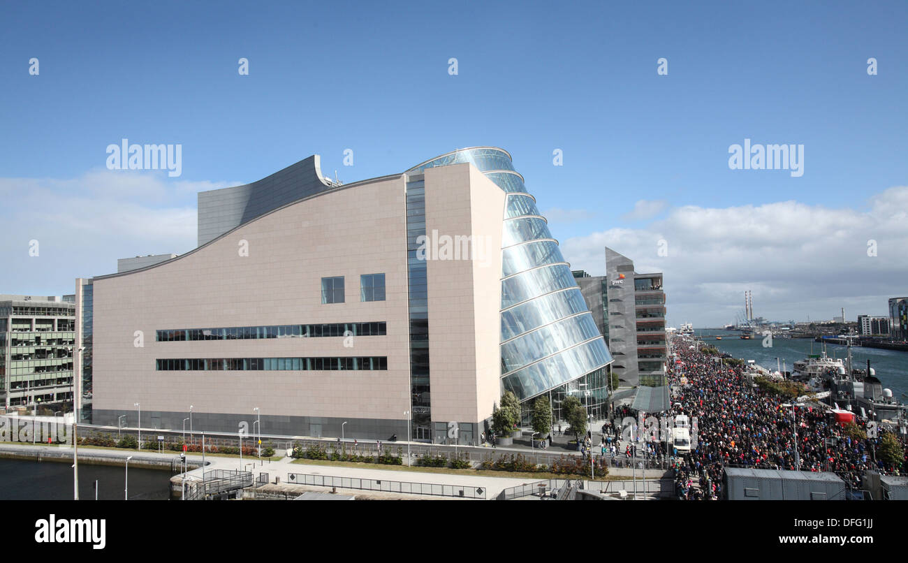 Dublin convention centre hi-res stock photography and images - Alamy