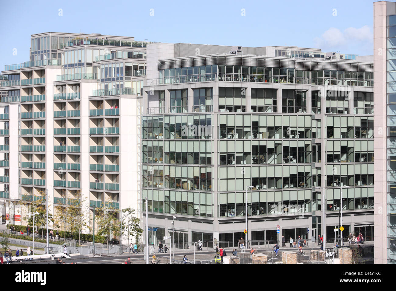 High storey office block hi-res stock photography and images - Alamy