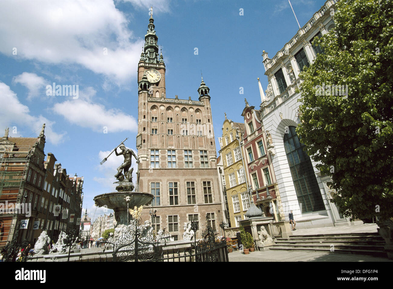 Gdansk ratusz glownego miasta hi-res stock photography and images - Alamy