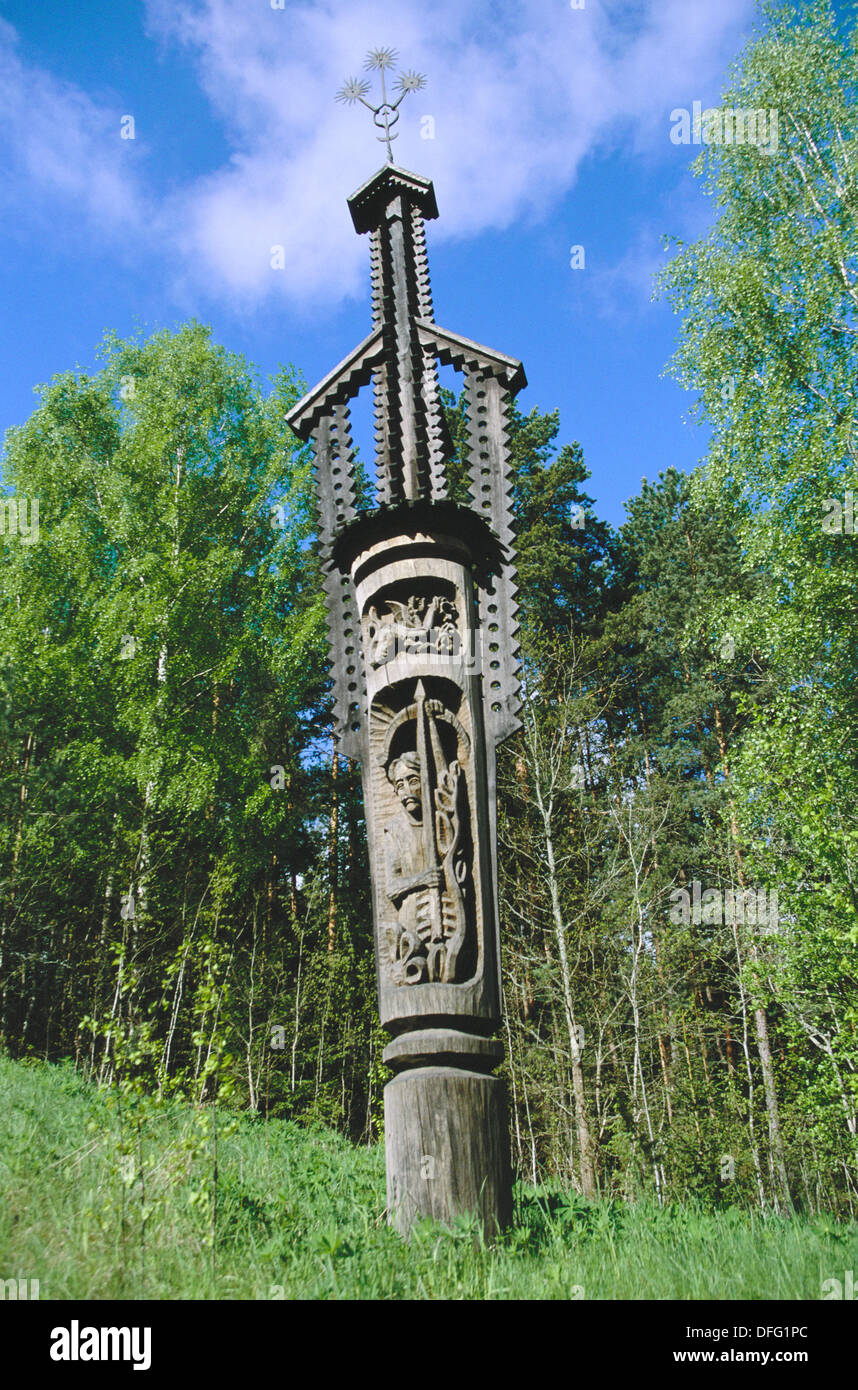 Totem like hi-res stock photography and images - Alamy