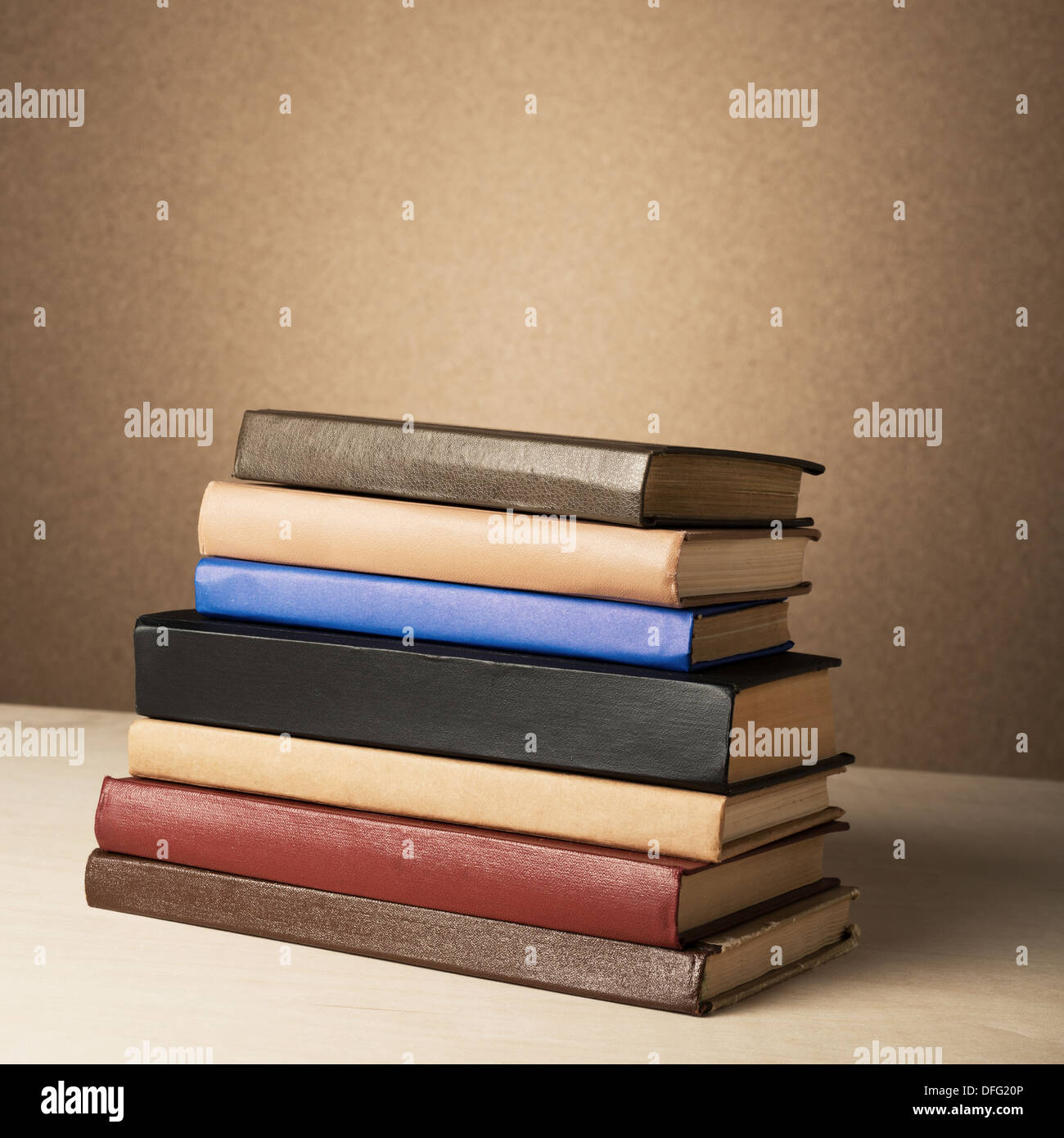 Book spine blank hi-res stock photography and images - Alamy