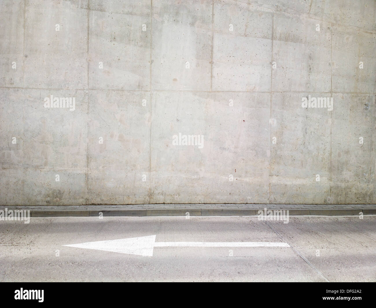 Concrete wall background hi-res stock photography and images - Alamy