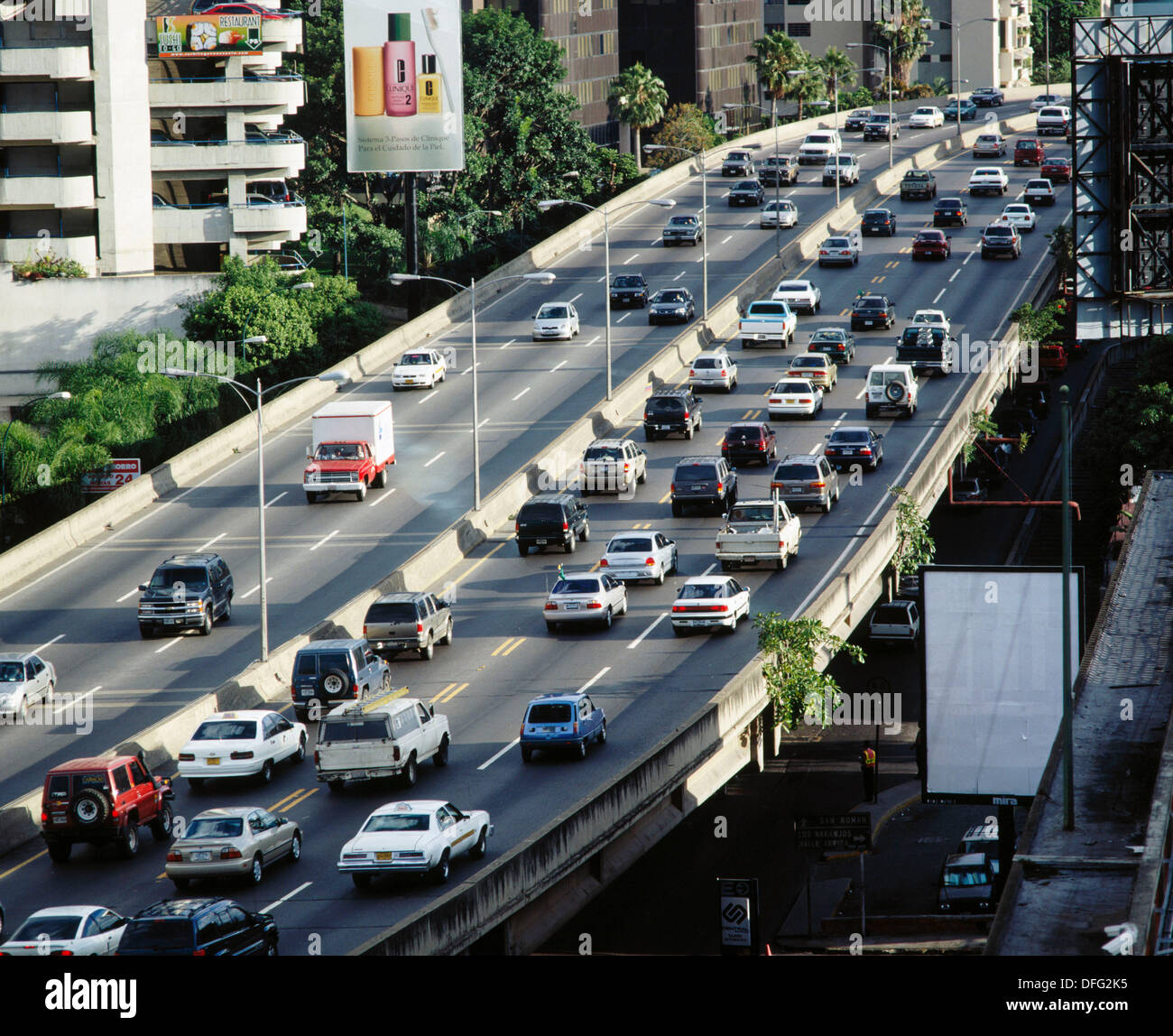 Venezuela road building hi-res stock photography and images - Alamy