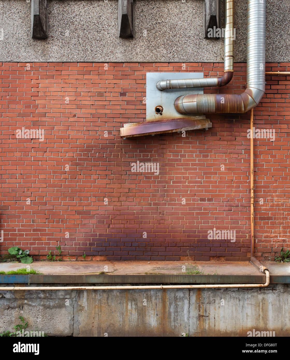 Industrial wall texture hi-res stock photography and images - Alamy