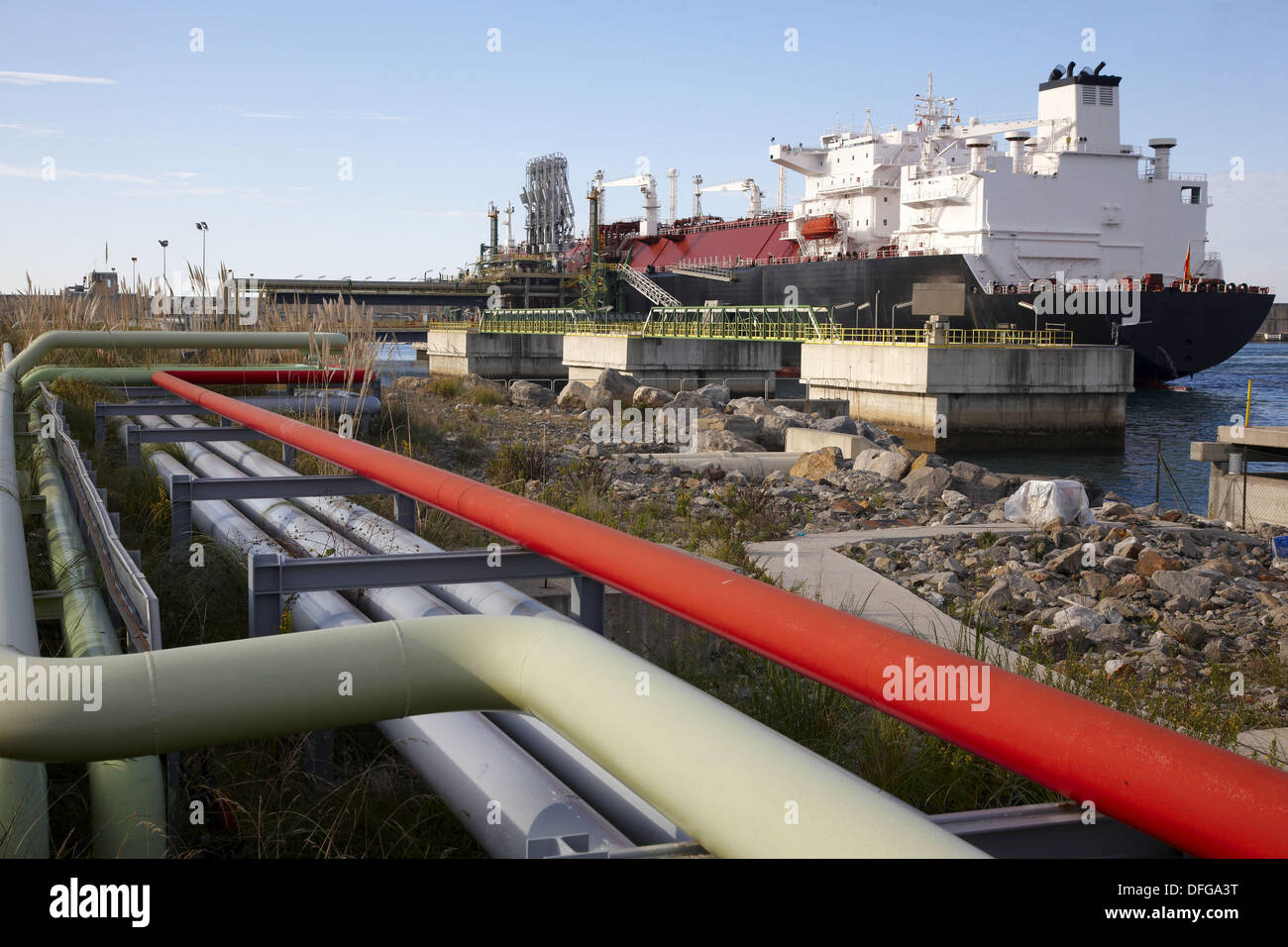 Transporting gas hi-res stock photography and images - Alamy