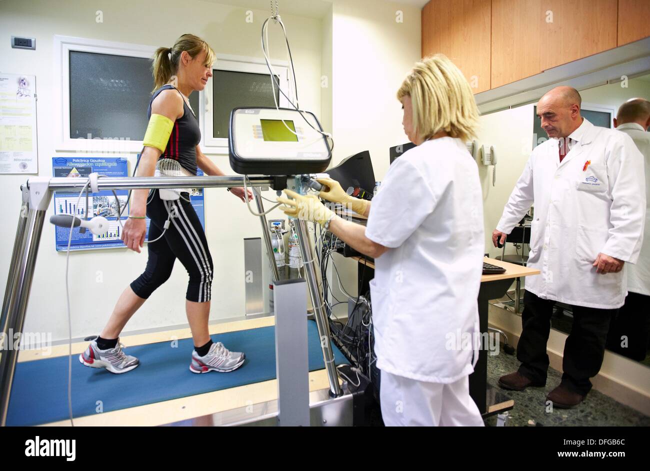 Treadmill woman nurse hi-res stock photography and images - Alamy