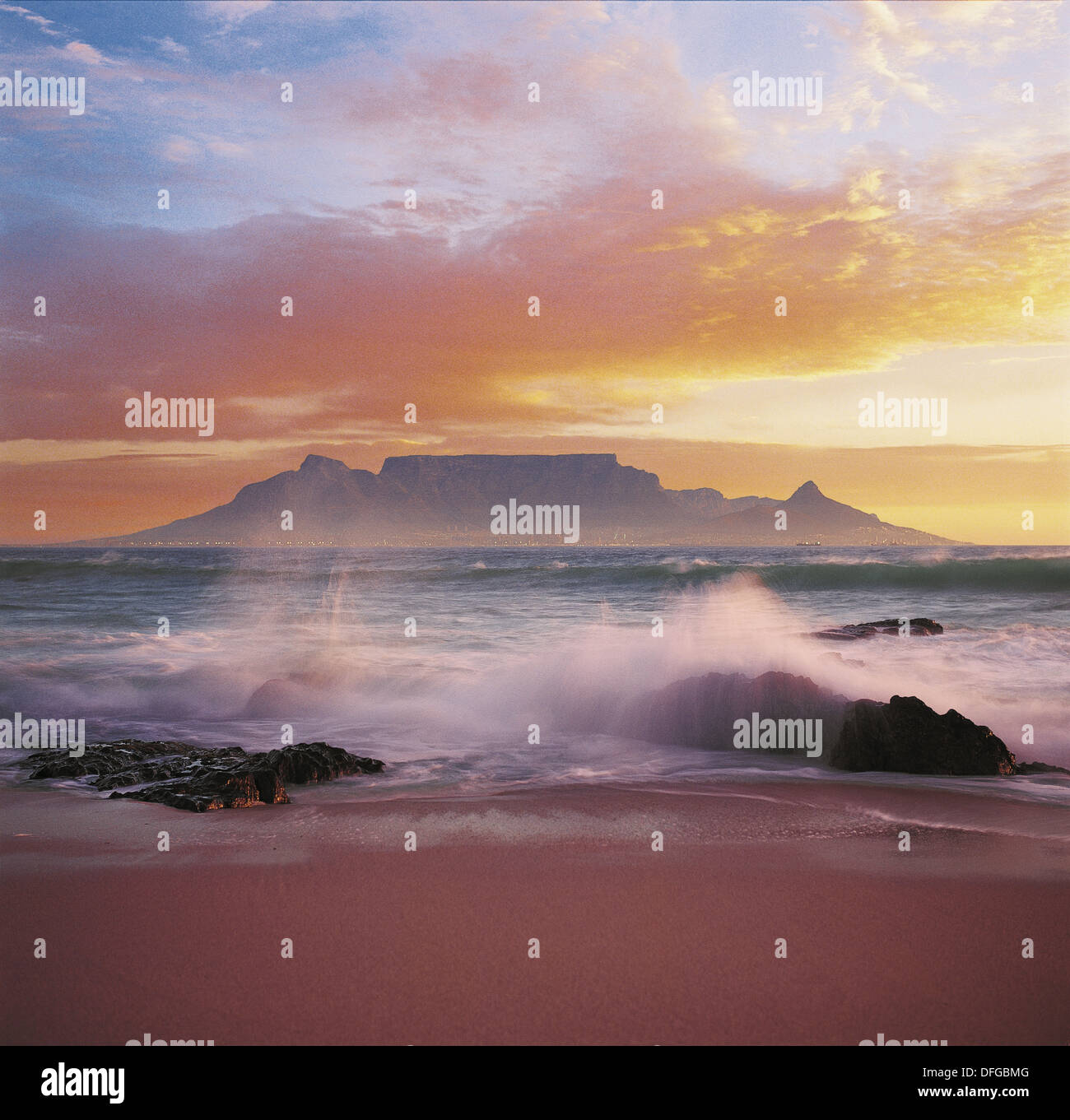 Table Mountain at Sunset, South Africa Stock Photo - Alamy