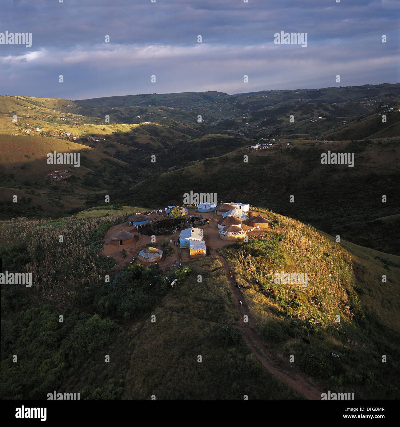 Zulu homestead hi-res stock photography and images - Alamy