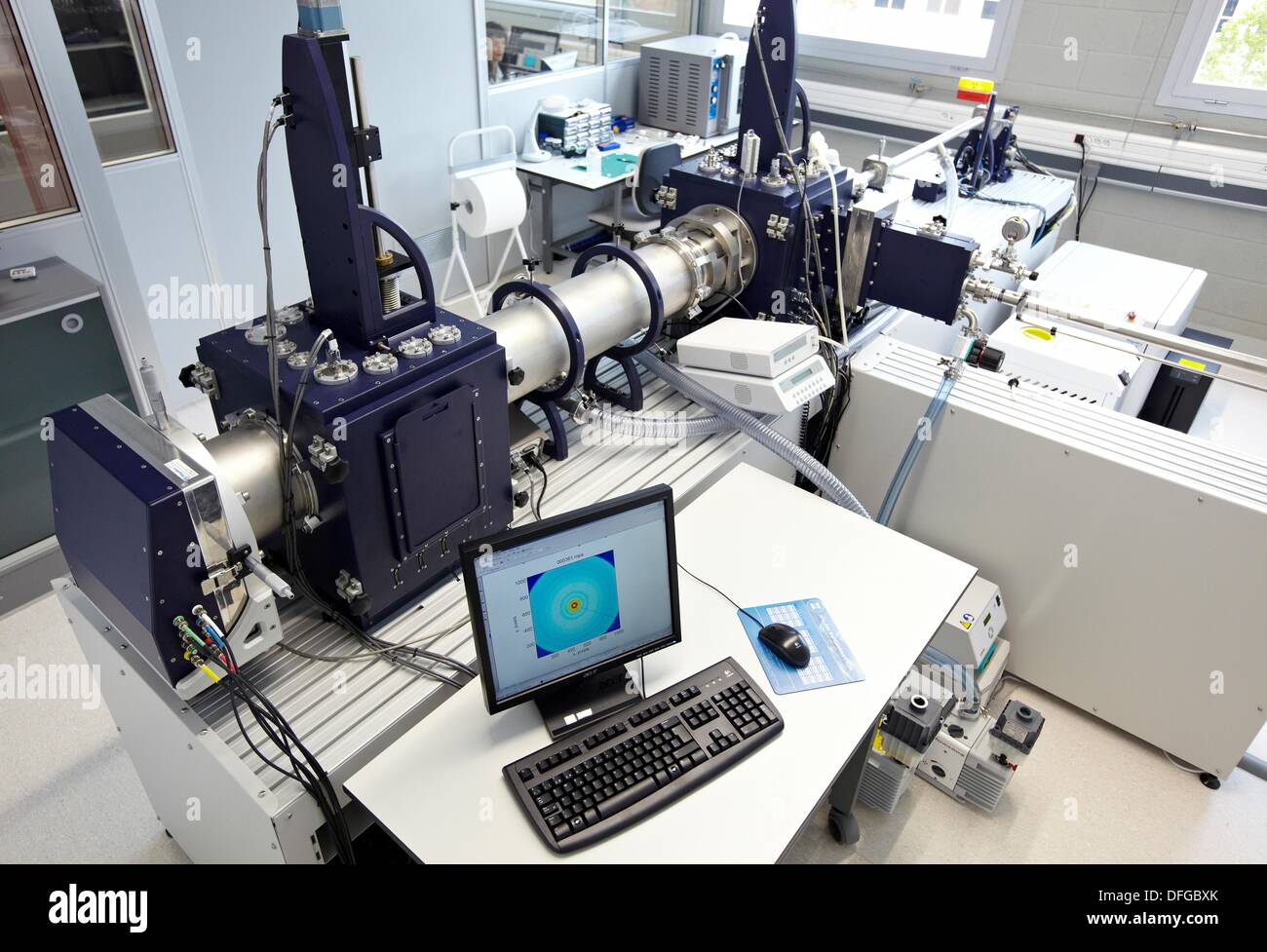 Small angle x ray scattering hi-res stock photography and images - Alamy