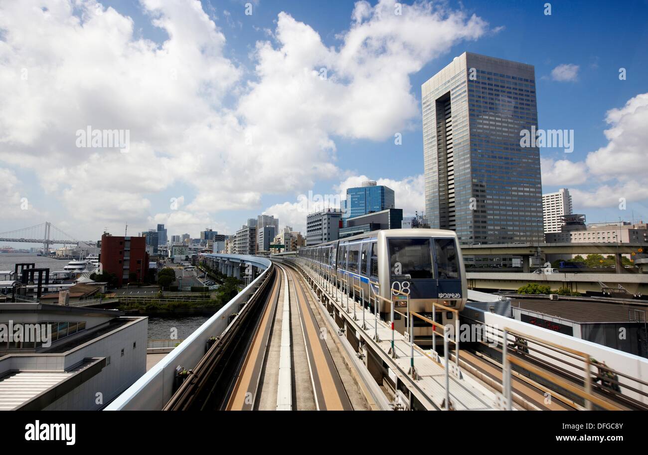 Yurikamome line, Monorail train, Tokyo, Japan Stock Photo - Alamy