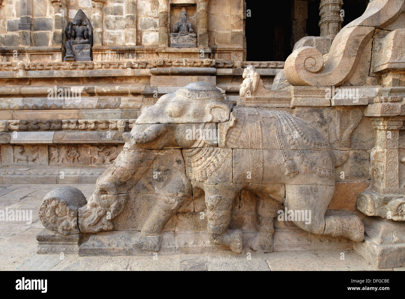 Raja raja chola hi-res stock photography and images - Alamy