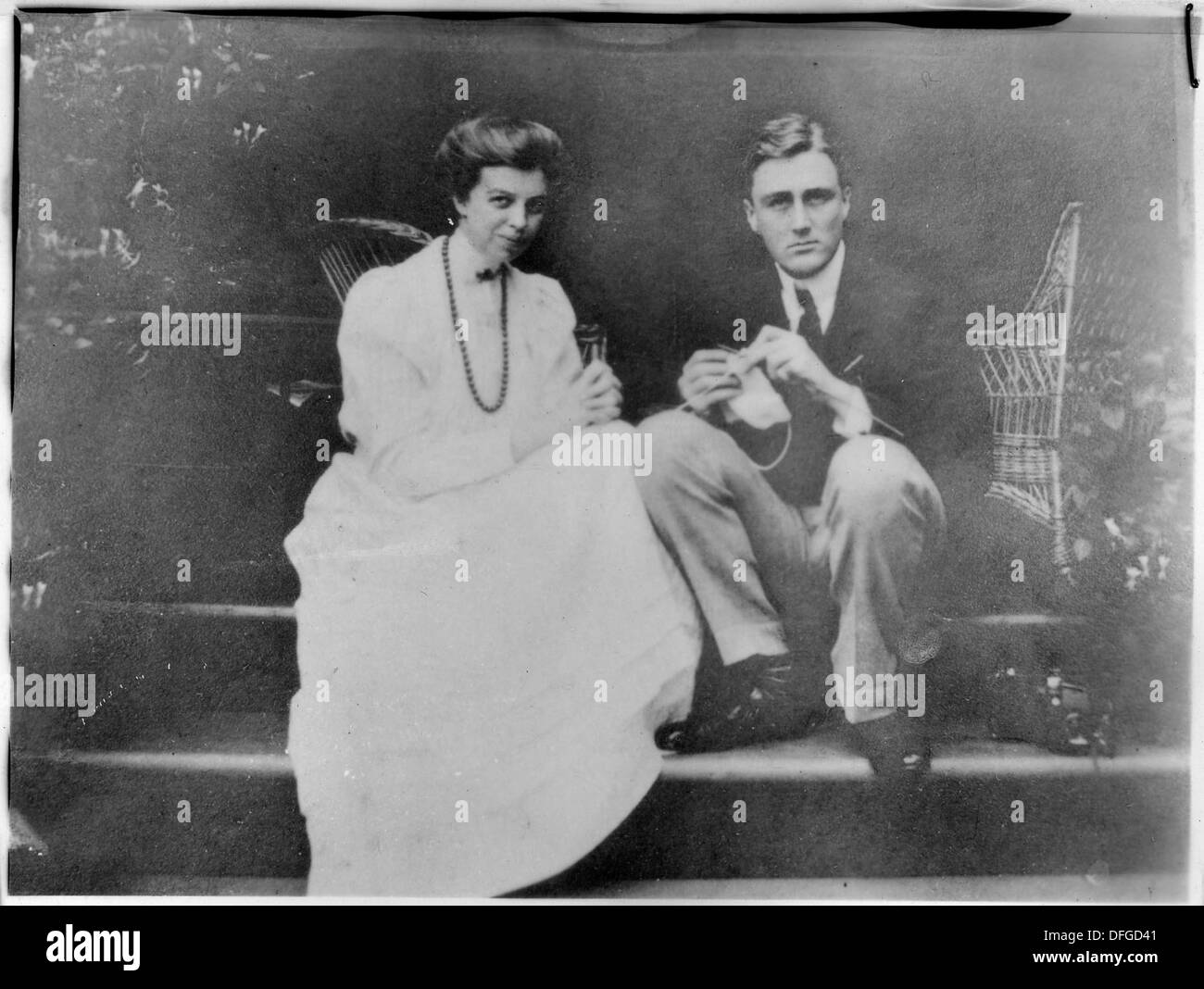 Franklin D. Roosevelt and Eleanor Roosevelt in Hyde Park, New York ...
