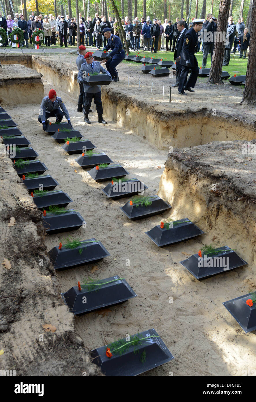 Waldfriedhof halbe hi-res stock photography and images - Alamy