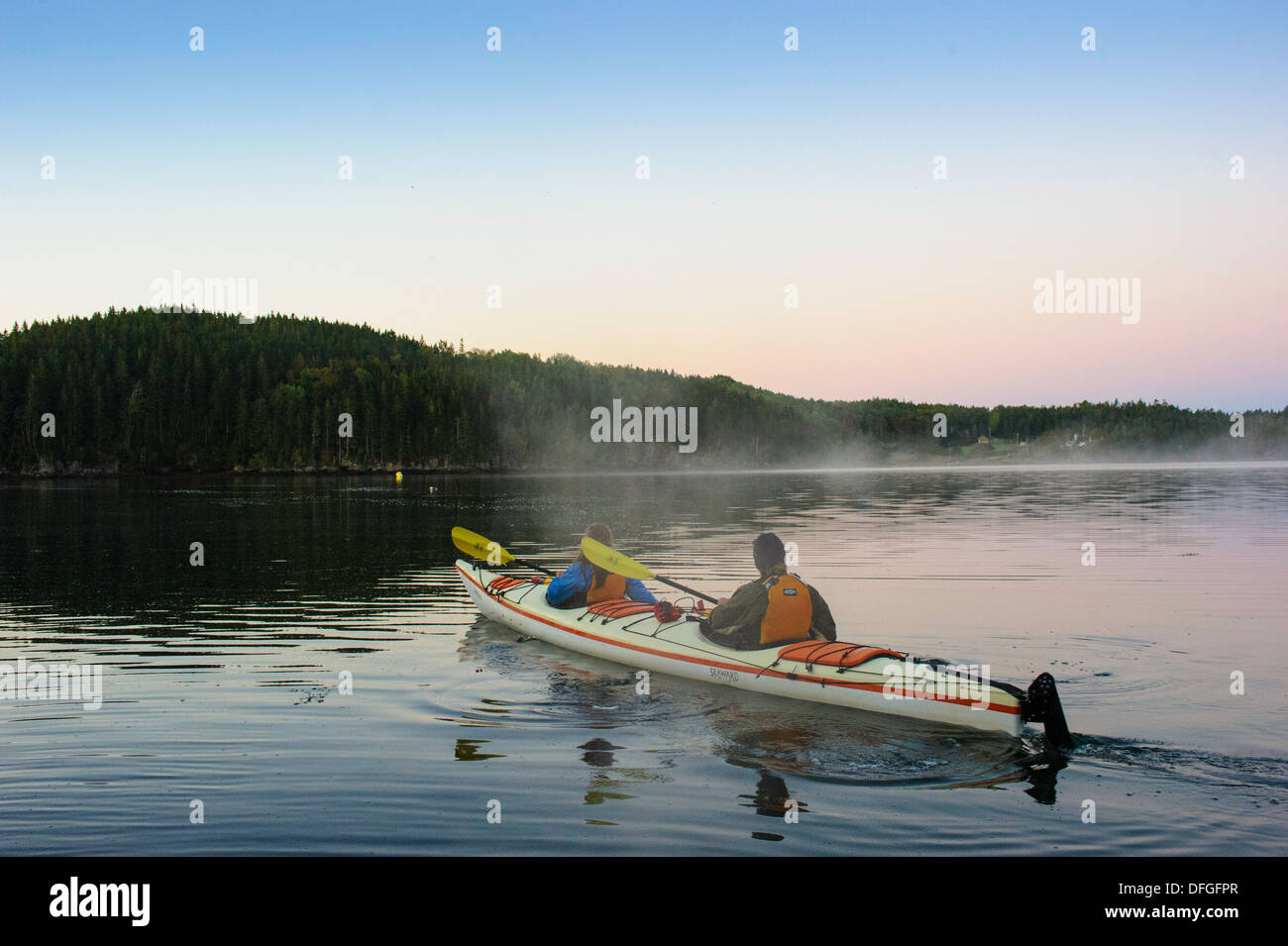 Double kayak hi-res stock photography and images - Alamy