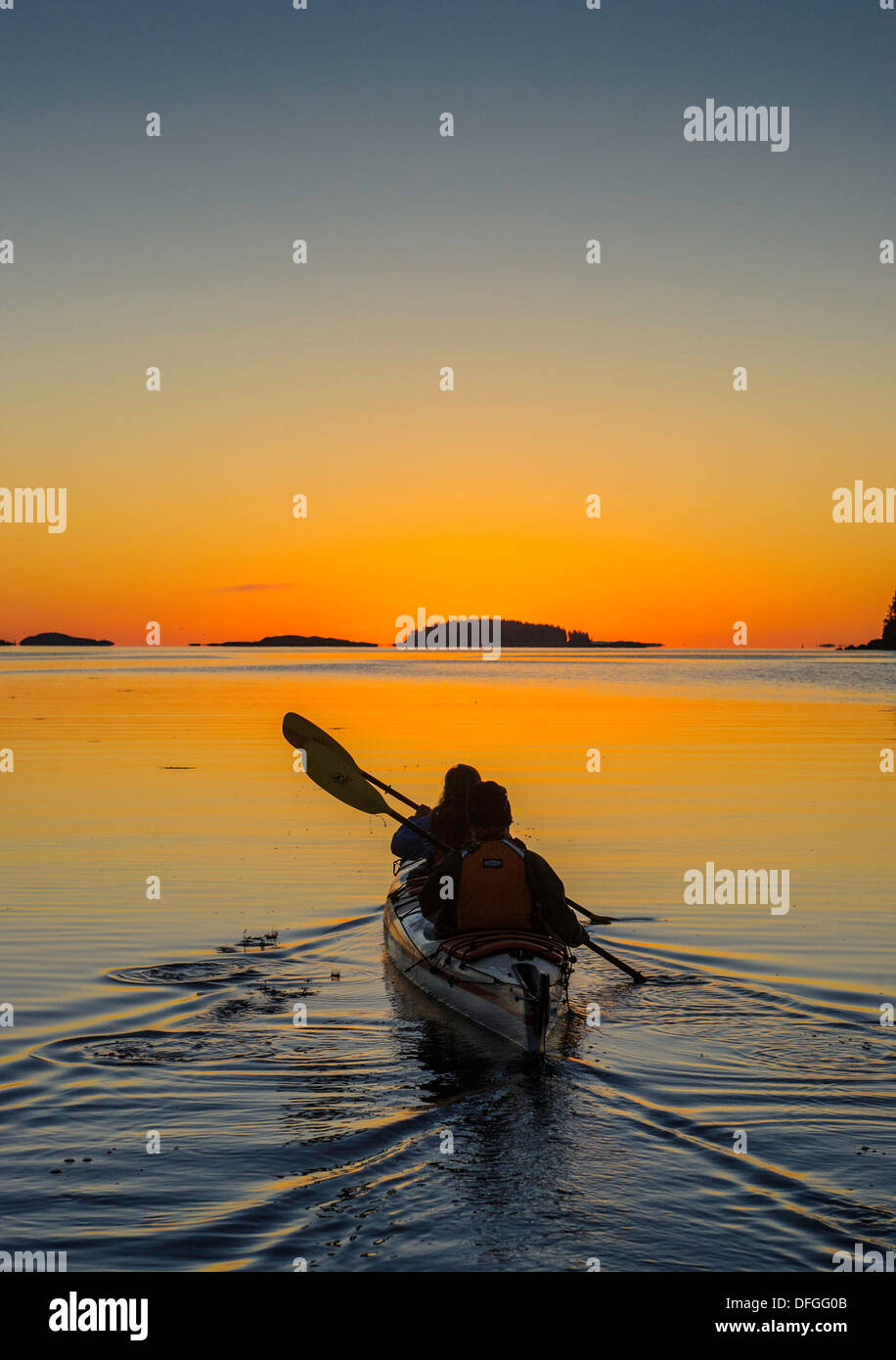 Paddling bay of fundy hi-res stock photography and images - Alamy