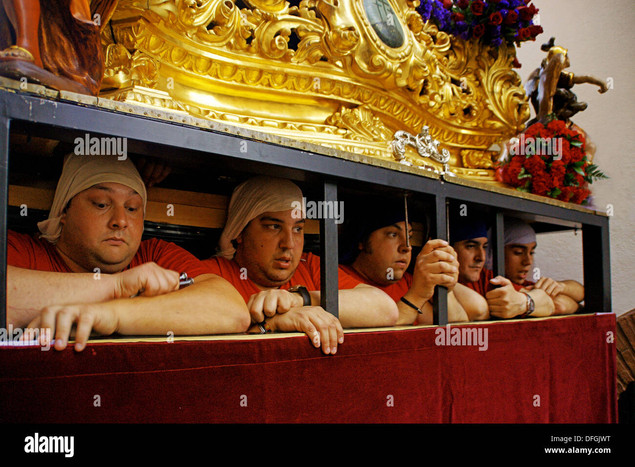 Float line hi-res stock photography and images - Alamy