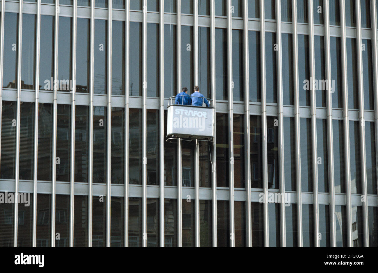 Full height window hi-res stock photography and images - Alamy