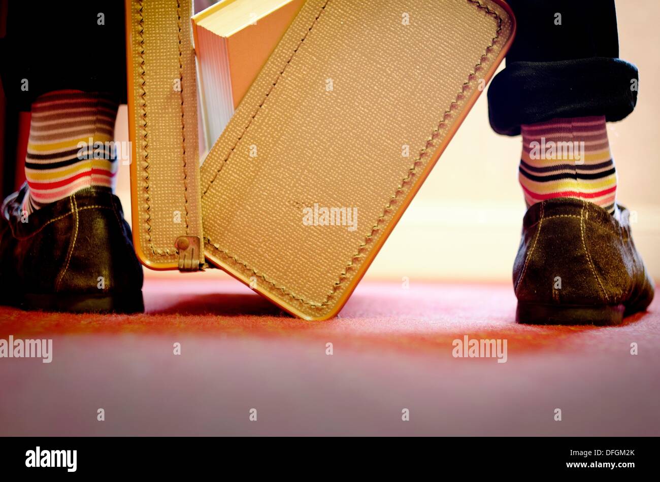 In between legs hi-res stock photography and images - Alamy