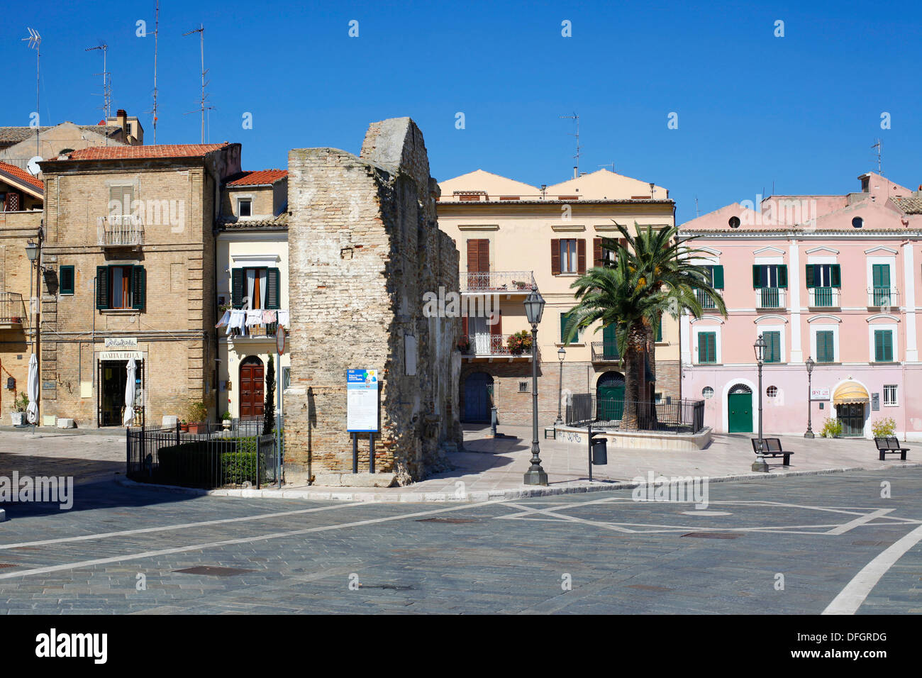 Vasto italy hi-res stock photography and images - Alamy