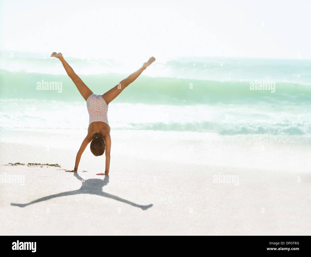 Cartwheel Stock Photos & Cartwheel Stock Images - Alamy