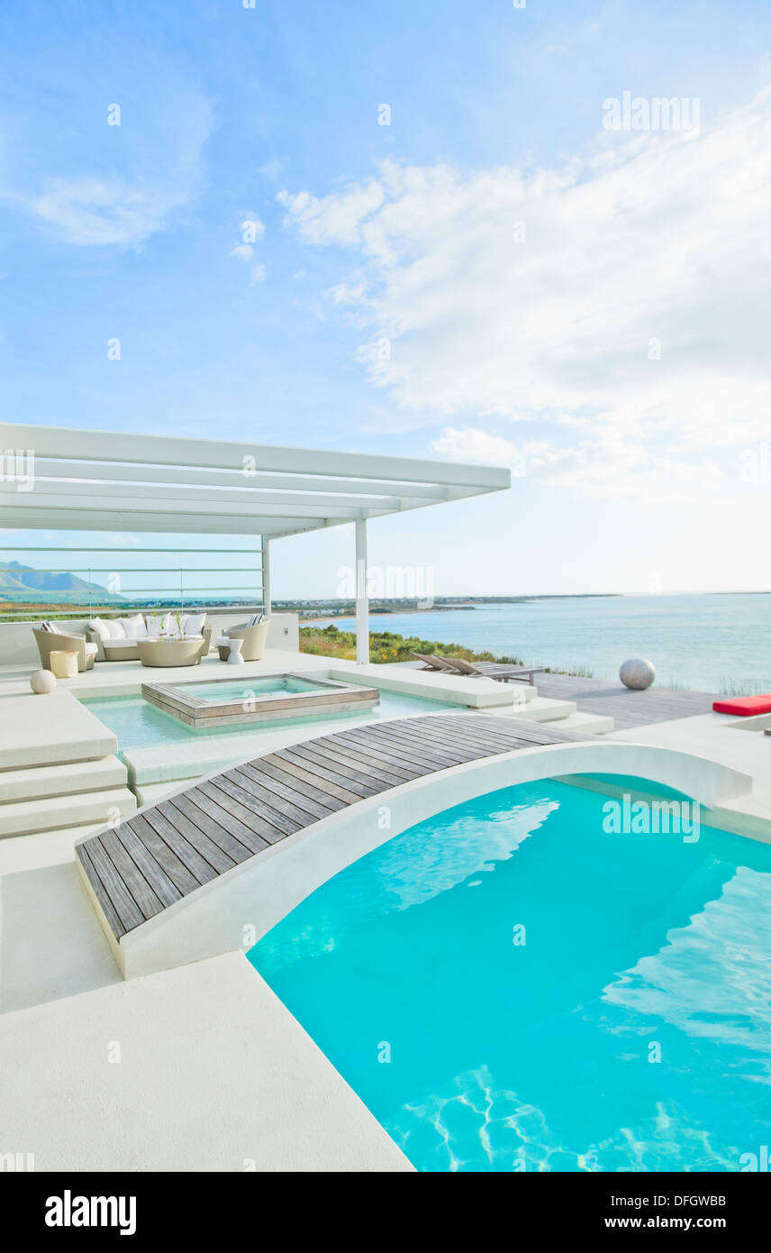 Wooden bridge over swimming pool hi-res stock photography and images ...