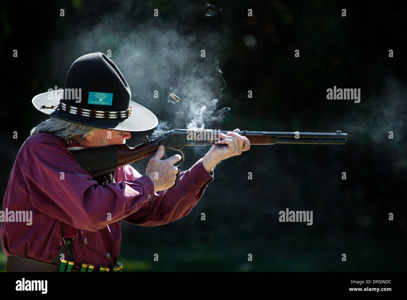 Single action gun competition Stock Photo - Alamy