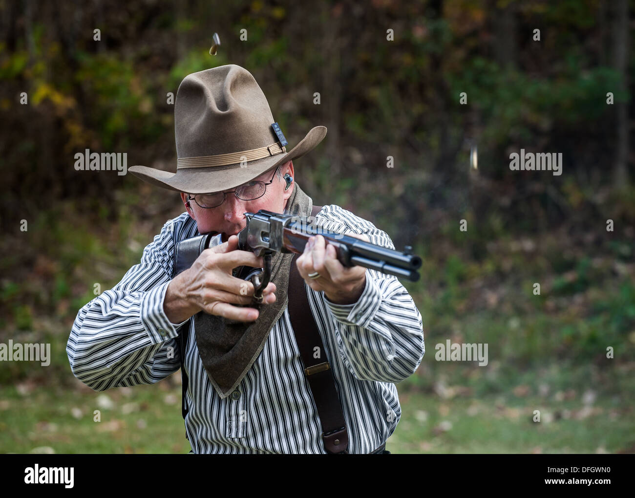 Cowboy action hi-res stock photography and images - Alamy