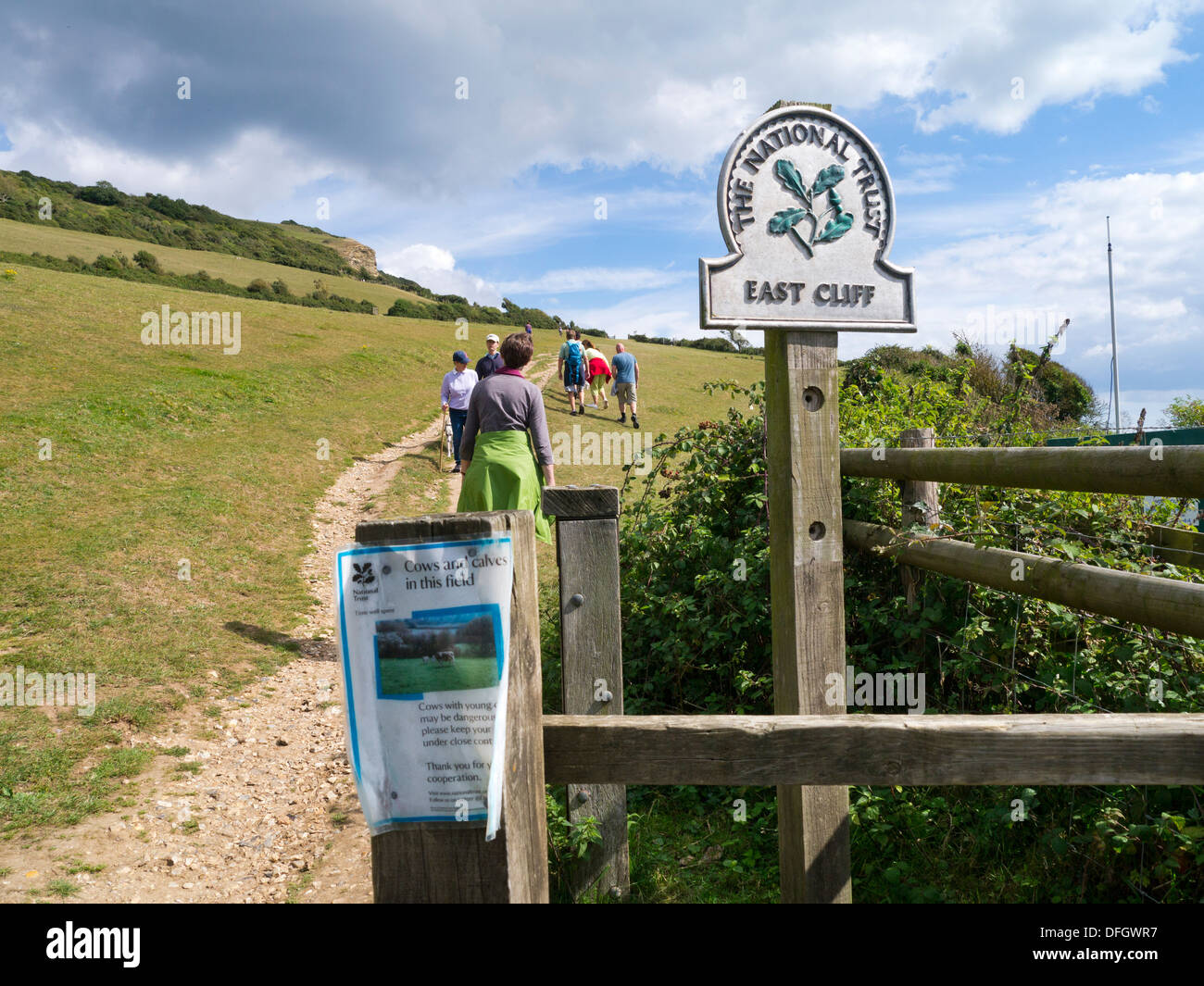 East cliff footpath hi-res stock photography and images - Alamy