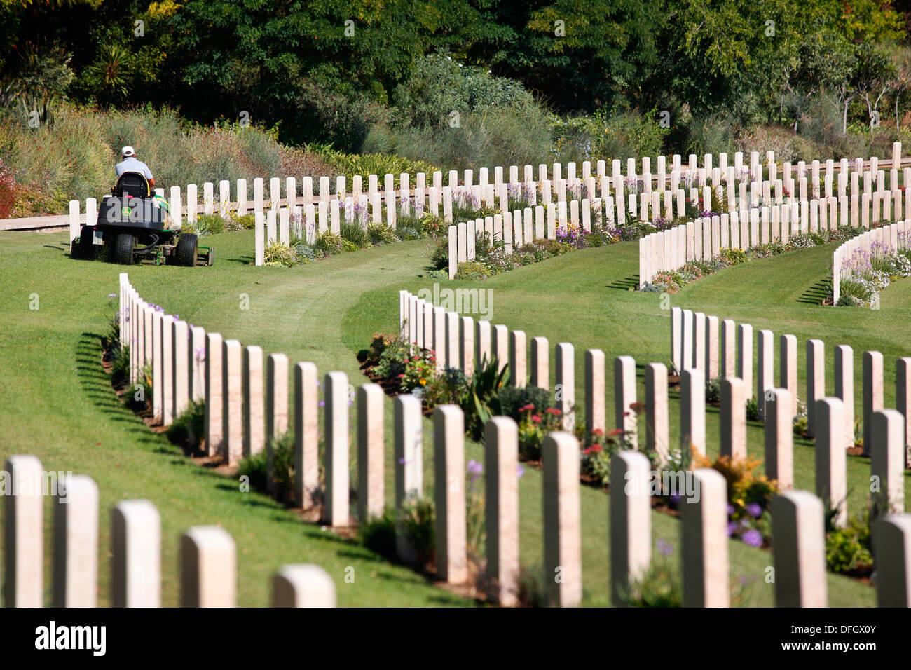 Sangro river war cemetery hi-res stock photography and images - Alamy