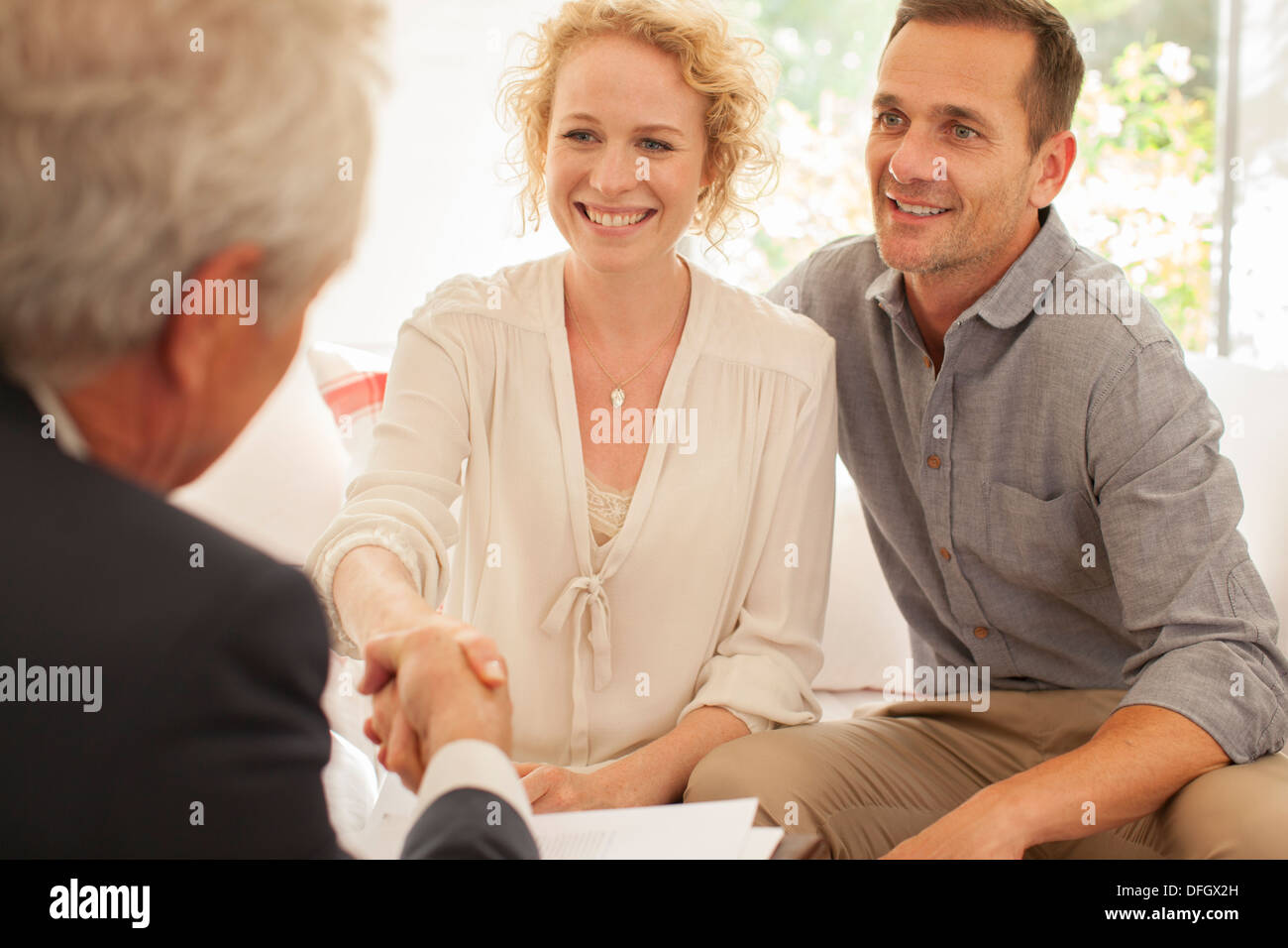 Meeting client hi-res stock photography and images - Alamy