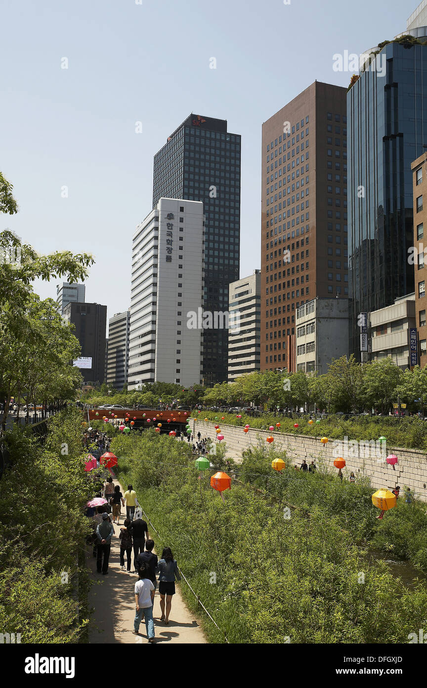 Cheonggyecheon Stream, Jung-gu, Seoul, South Korea Stock Photo, Royalty ...